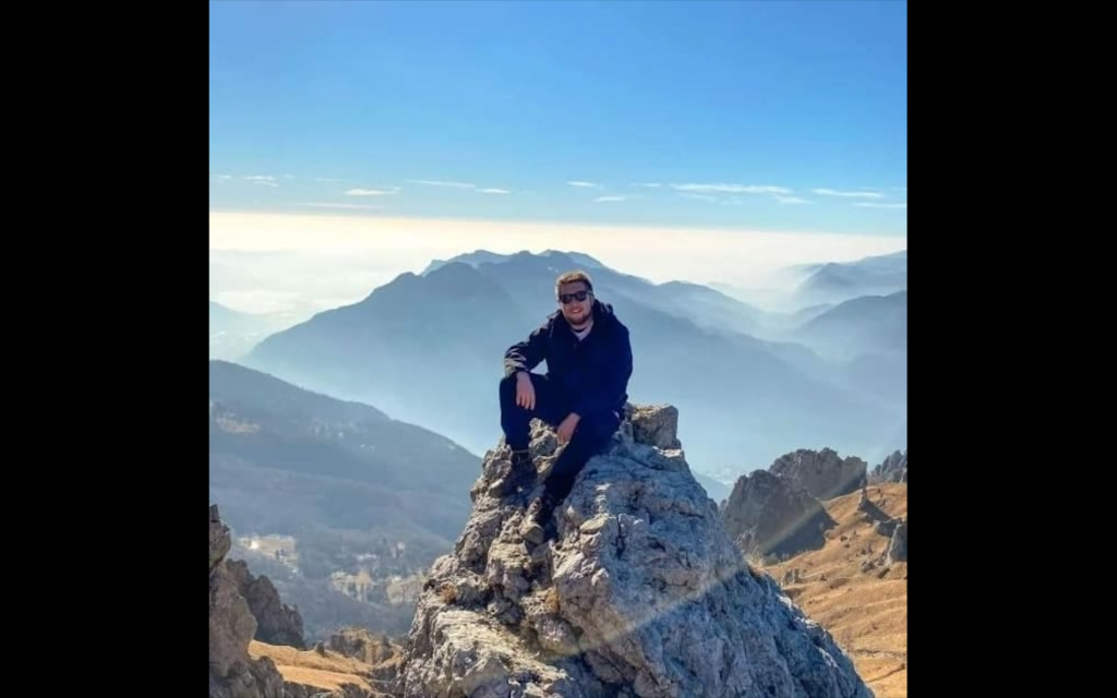 Oggi l'ultimo saluto a Matteo, morto sulle sue amate montagne